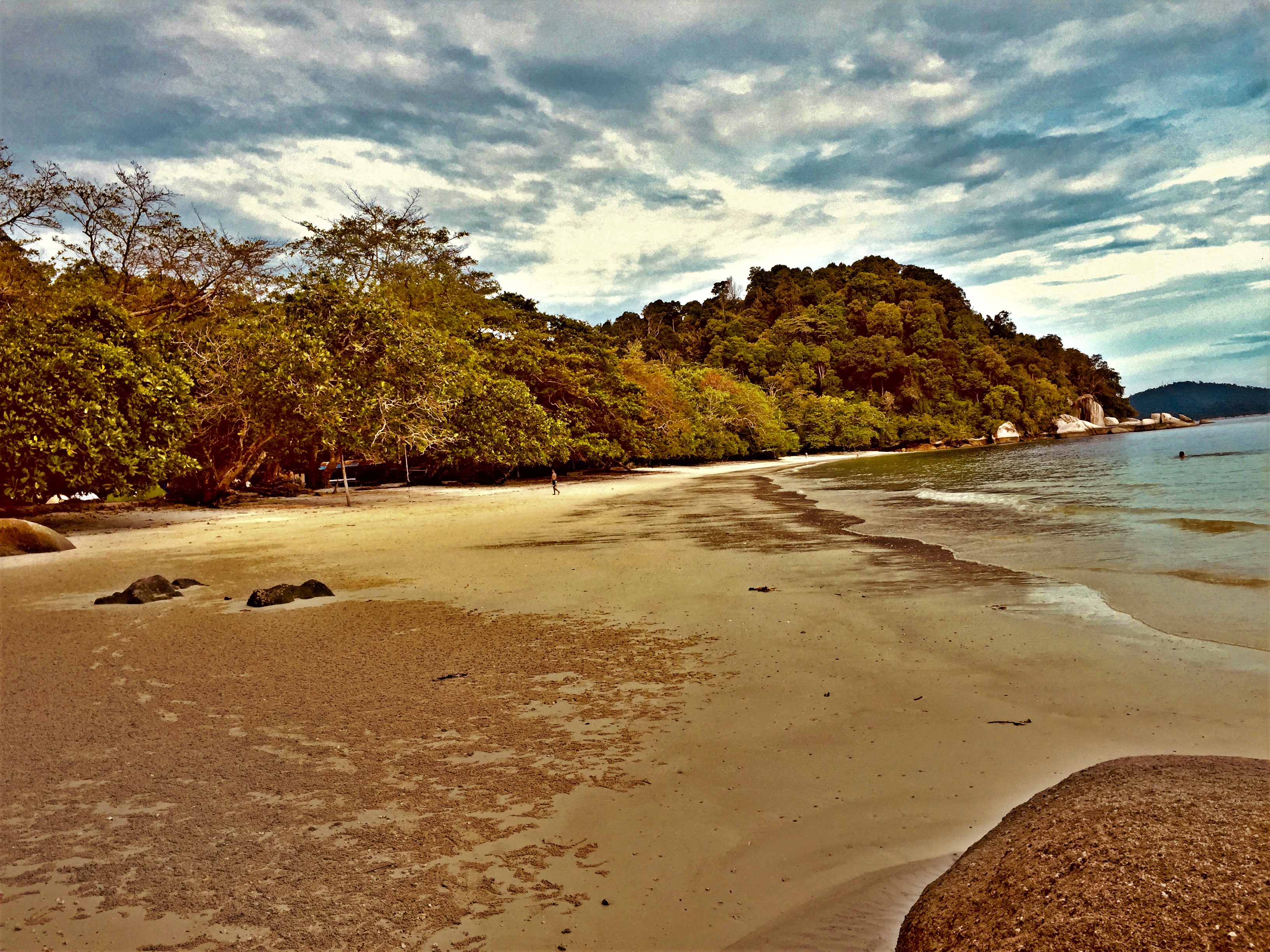 Teluk Segadas Beach, Pangkor Island (Virgin Beach) - Driftsoul